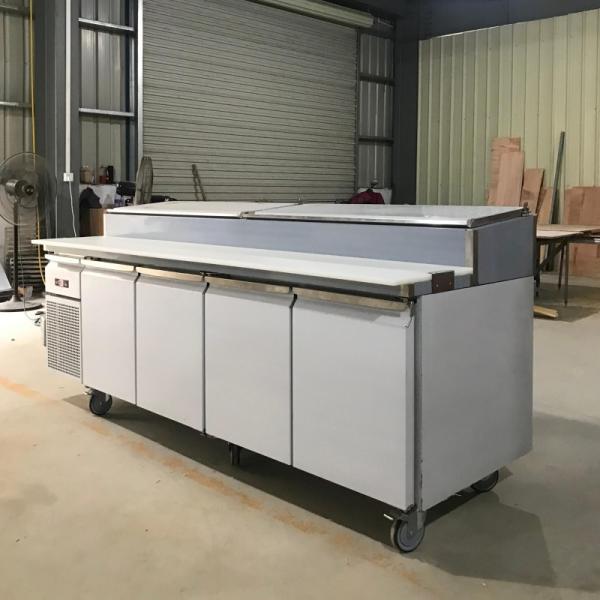 Quality Stainless Steel Pizza Preparation Counter Refrigerator 4 Door Customized Commercial for sale