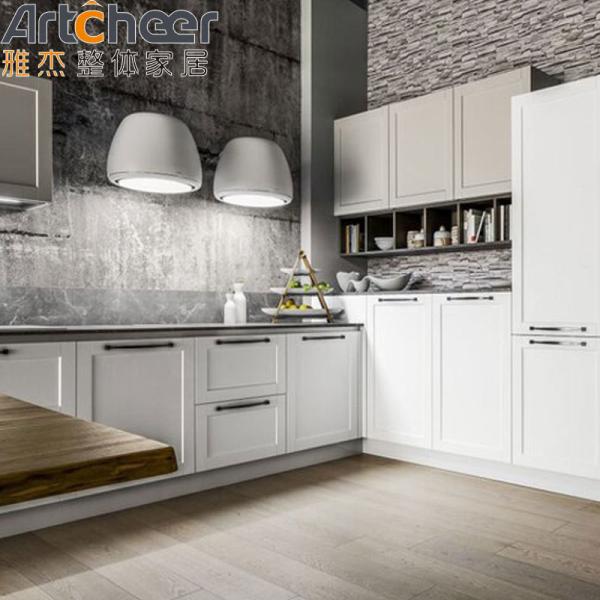 Quality Traditional Solid Wood Kitchen Cabinet The Perfect Blend of Style and Affordabil for sale