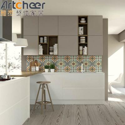 China Customized Size European Style Kitchen Furniture in Plywood with Modular Cupboard Set for sale