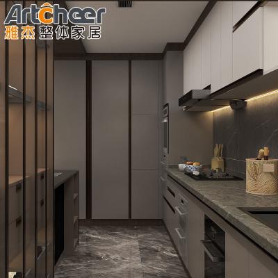 Cina Armadietto da cucina in compensato di acero con armadietto a parete conveniente e durevole in vendita