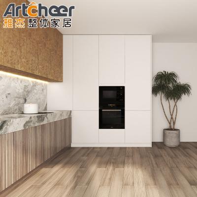 China Estilo de design contemporâneo PVC e MDF gabinete de despensa de cozinha com acabamento de melamina UV à venda