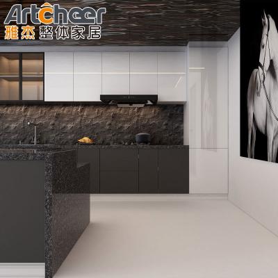 Cina Armadietti da cucina modulari in stile americano, disegno su misura con legno massello e tetto in quarzo in vendita