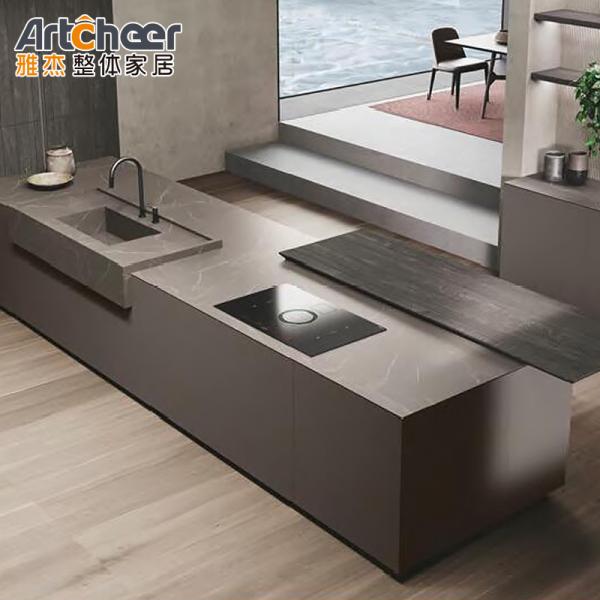 Quality Made European Style Kitchen Cabinets with Plywood Carcase Material by Foshan for sale