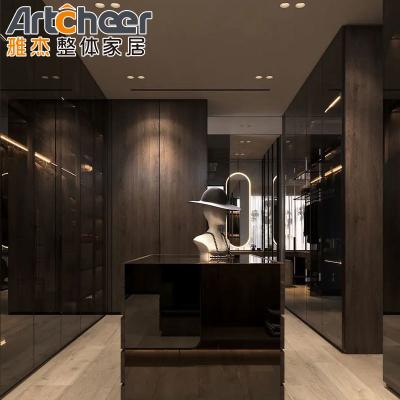 Cina Arredamento di camera da letto in legno di design moderno con porta di vetro e armadi in vendita