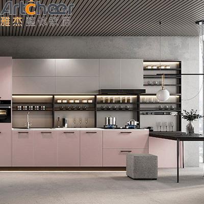 中国 Handless Door Soft Close L Shape Kitchen Cabinet With Solid Surface Countertop Modern Design 販売のため