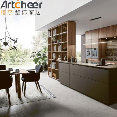 Cina Moderno gabinetto da cucina in quercia con carcassa in compensato e accessori Hardware Design in vendita