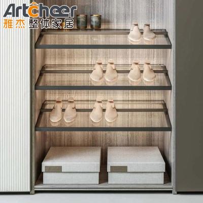 Cina Arredamento per camera da letto stile design moderno telaio in alluminio vetro copertura scaffale per armadio in vendita