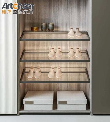 Cina Arredamento per camera da letto stile design moderno telaio in alluminio vetro copertura scaffale per armadio in vendita