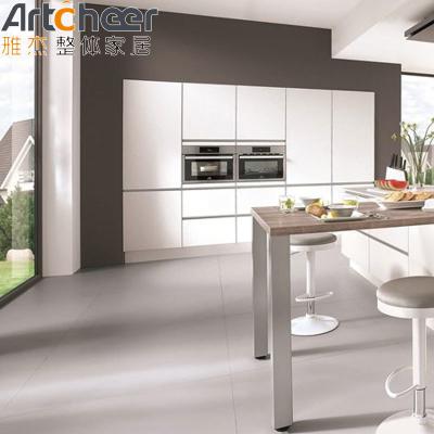 China Custom Size Gloss Finish Maple Kitchen Cabinets with Modern Metal Island Dining Table for sale