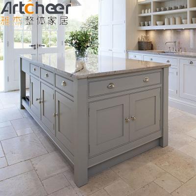 China Modern Glass Pendant Light Marble Stone Kitchen Island with Customized Color Cabinet for sale