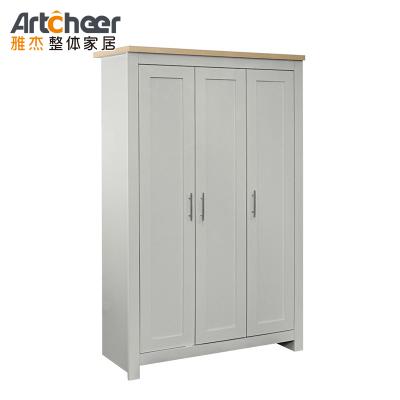 China Contemporary Solid Wood Wardrobe Closet with Customized Size and Foldable Design for Modern Living Spaces for sale
