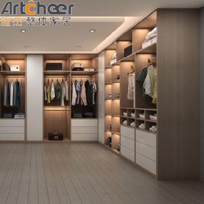 China Modern Design Walk In Wardrobe with Adjustable Shelf and Large Capacity for Bedroom for sale