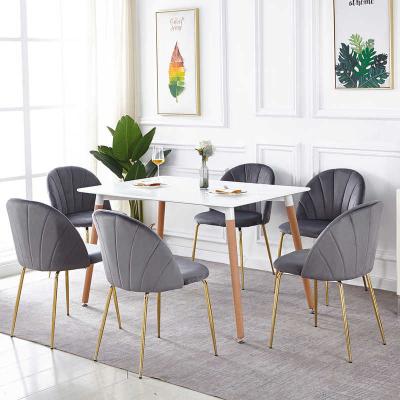 Cina 24.80lbs gamba del metallo del peso 2pc Gray Velvet Upholstered Dining Chair in vendita