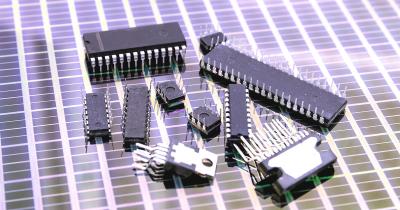 China Analog ADM213EARSZ-REEL  Curie Microcontroller ADM213EARSZ-REEL Electronic Components Ic Chips For Sale for sale