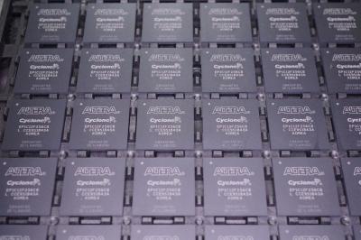 China Al-tera 5Ceba2f17c8n Elektronische Komponenten Aktionen Halbleiter Mikrocontroller IC-Chips 5CEBA2F17C8N zu verkaufen