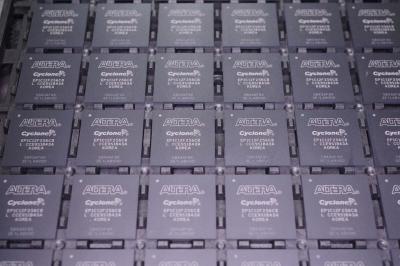 China Al-tera Ep2c20f484c7n Elektronische Komponenten Halbleiter Fertigung Mikrocontroller zu verkaufen