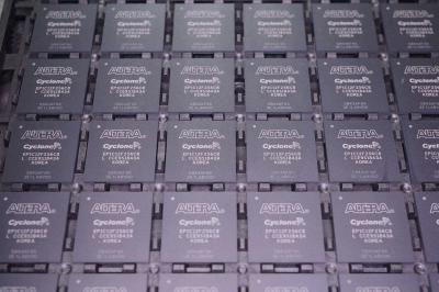 China Al-tera Ep4ce10f17c8n integrated Circuit Chip Ic Components Assortment Kit Microcontrollers EP4CE10F17C8N for sale