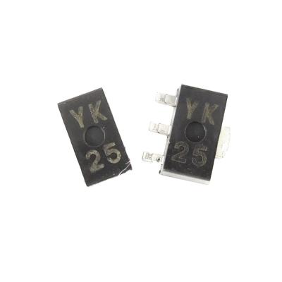 중국 전자 부품 IC 칩 2SB1115 SOT-89 NE46100 2SC2107 판매용