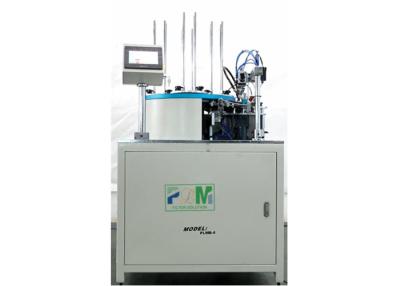 Cina 40PCS/filtro dell'olio minimo che rende a macchina la macchina a iniezione di sigillatura automatica della colla del piatto in vendita
