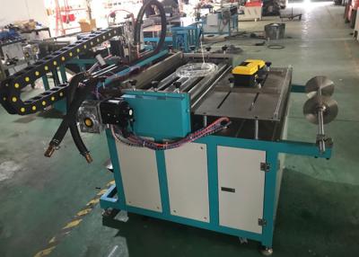 Cina taglio del filtro dalla saldatura a punti di 660mm Mesh Rolling Machine With Automatic in vendita