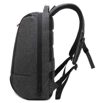 Cina Zaino antifurto del computer portatile da 20 litri con il compartimento 45cm*28cm*16cm della scarpa in vendita