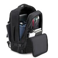 China Waterproof Multifunction 32L 15.6 In Expandable Laptop Backpack With USB for sale