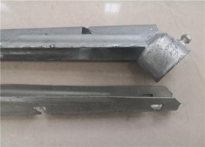 Cina Filo terminale 45° del braccio 3 di Barb dell'angolo della posta del recinto del collegamento a catena resistente alla corrosione in vendita