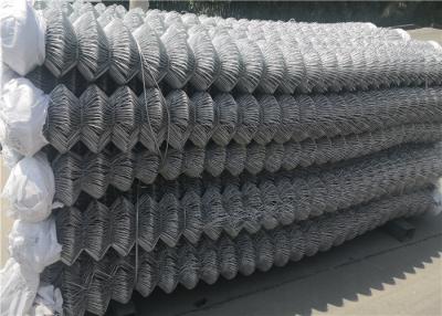 中国 農場の庭のための緑ポリ塩化ビニールによって塗られる電流を通されたチェーン・リンクの塀11.5のゲージ 販売のため