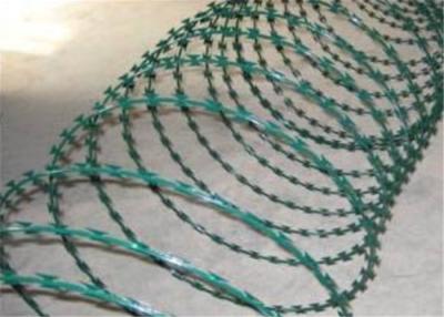 Cina Filo spinato del rasoio galvanizzato 700mm della bobina di protezione di Cbt 65 in vendita