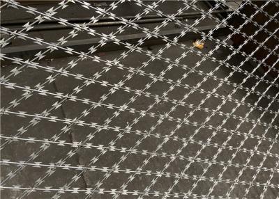 Cina La immersione calda del CE ha galvanizzato la maglia del rasoio dei fori 75x150mm del rombo in vendita