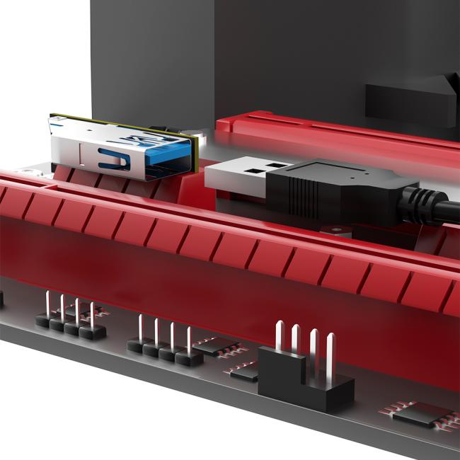 PCI-E Riser Card with magnetic foot pads