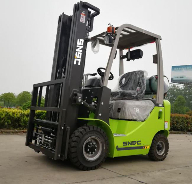 Nissan FL18 Forklift rear view showing safety features