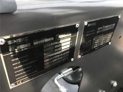 Cina 4 tonnellate di carrelli elevatori diesel 4000 kg di carrelli elevatori diesel da 3 a 6 m di altezza di sollevamento in vendita