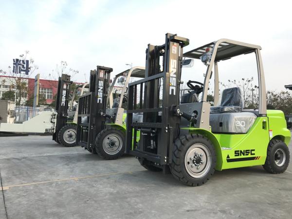 Quality Green Forklift Diesel 5 Ton SNSC 4000kg Load Diesel Counterbalance for sale