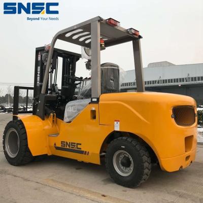 Cina 3000 mm-7000 mm Altezza di sollevamento Camioni elevatori a forchetta diesel 4000 kg in vendita