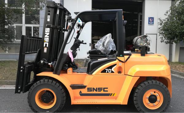 Quality CE 7 Ton Propane Gas Forklift Gasoline Forklift With USA PSI Engine for sale