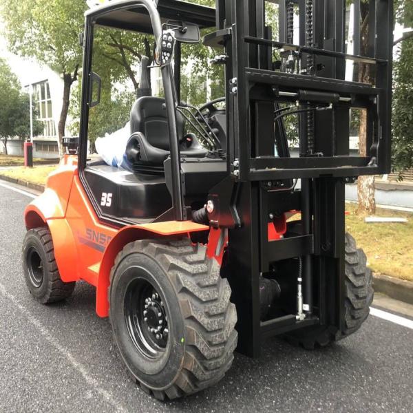 Quality 3.5 Ton 4x4 Forklift Small Rough Terrain Forklift FD35 Diesel Engine for sale