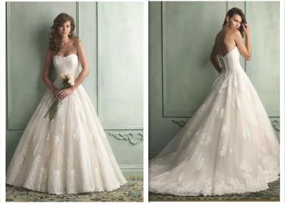 China Handmade Embroidery Ball Gown Style Wedding Dresses With Long Trains for sale
