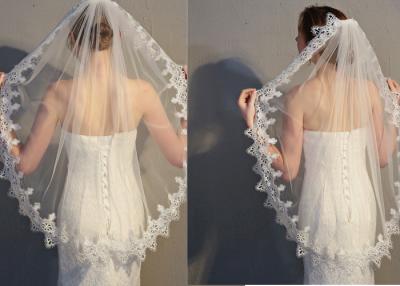 China Elegant Ladies Wedding Dress Accessories / Beautiful Long Bridal Veils for sale