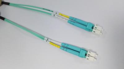 Cina Il cavo di toppa a fibra ottica del terminatore di LC APC ha personalizzato il giallo nero bianco in vendita