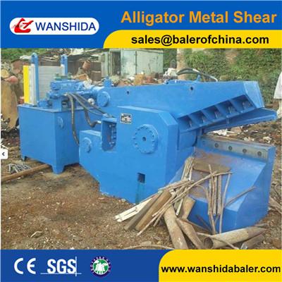 China WANSHIDA Q43-1600 Small size automatic alligator metal steel iron scrap guillotine shear (CE) for sale