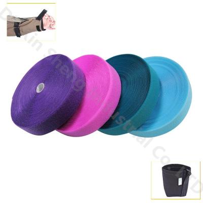 Chine femelle et mâle de crochet de 25meters/roll 100%Nylon et de bande de boucle pour des chaussures à vendre