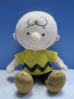 China Brinquedos enchidos boneco de acção do luxuoso dos desenhos animados de Charlie Brown da forma à venda