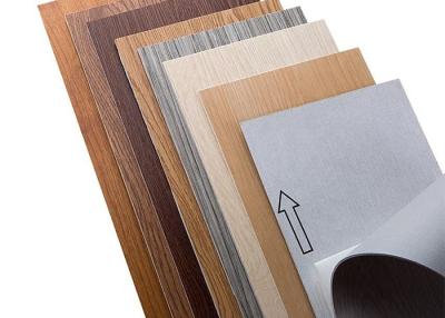 Cina Il vinile resistente dell'acqua LVT che pavimenta le plance autoadesive di Lvt marmorizza la progettazione in vendita