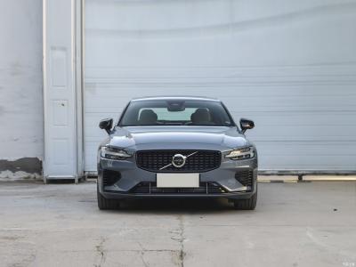 China 2023.07 Volvo S60 High Speed Cars Long Range Plug-in Hybrid EV Car Manufactured In With Max Speed 180km/h for sale