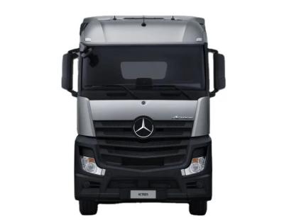 China 2023 Ben-z Camión Mercedes Caminos Tractor 30000 kg 40t 6*4 Dirección izquierda Tractor Camión Cabeza media fila Asiento para 2 pasajeros for sale