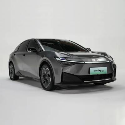 China Brand new to-yota bZ3 18 inches tires 6 airbags 4 driving modes long endurance 616km premium edition 65.3kWh ev car battery for sale
