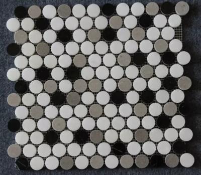 Cina Piastrelle per pavimento grige del mosaico del penny nero bianco, tessere di pietra del mattone dei vari modelli in vendita