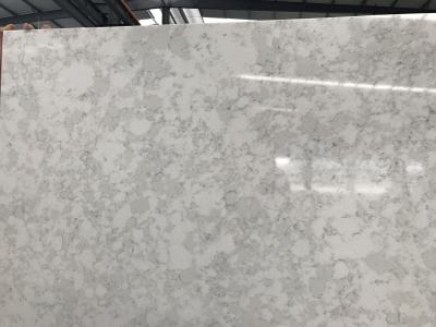 Cina Fumi dell'anello del quarzo della pietra le 7 densità in serie bianca 2.45g/Cm3 di durezza Mohs della lastra in vendita