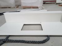 China Engineering Solid Stone Countertops 93% Quartz Sand Polished Glossy Surface for sale